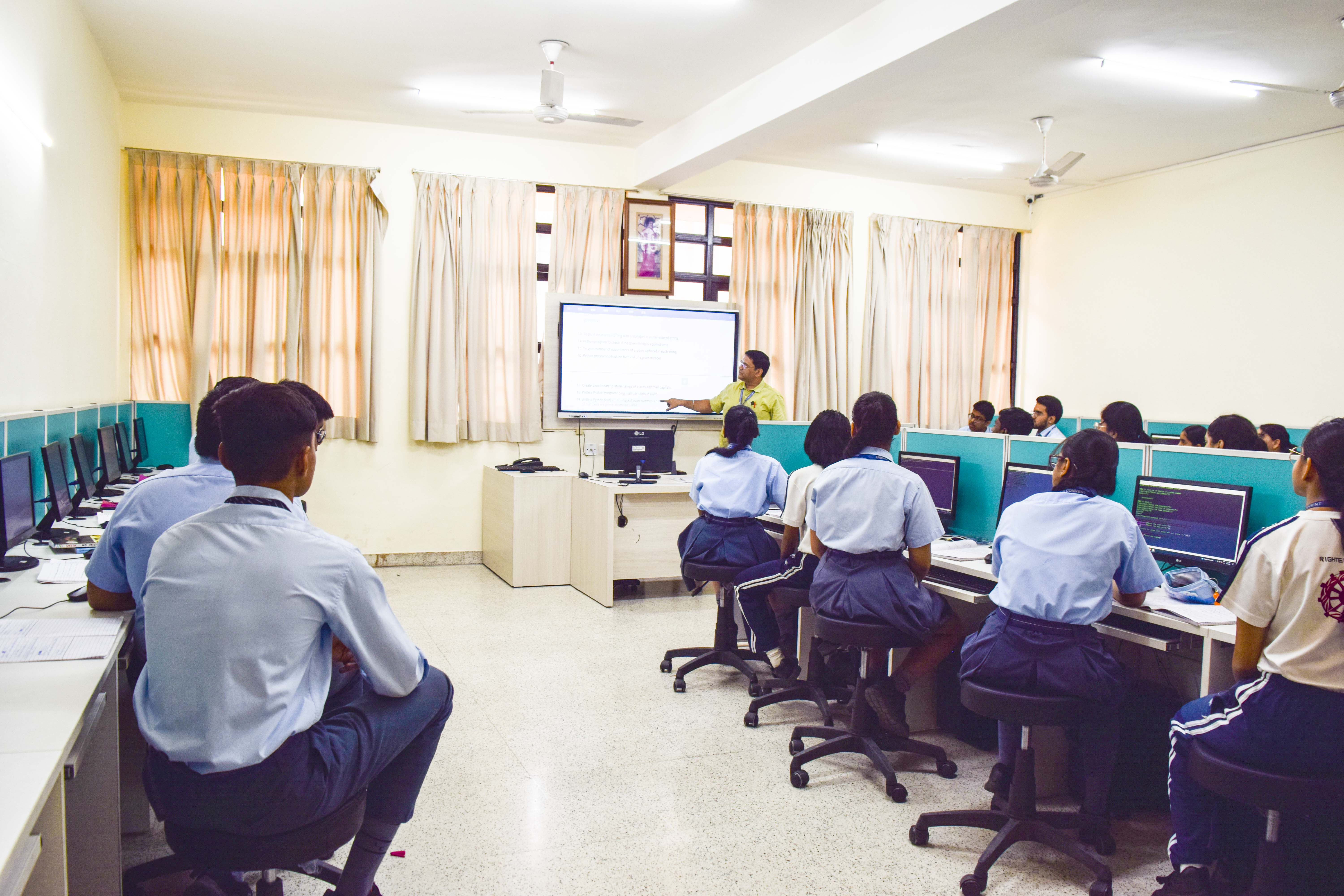 Lancer's Convent School (LCS), Sector 14,Rohini Photos