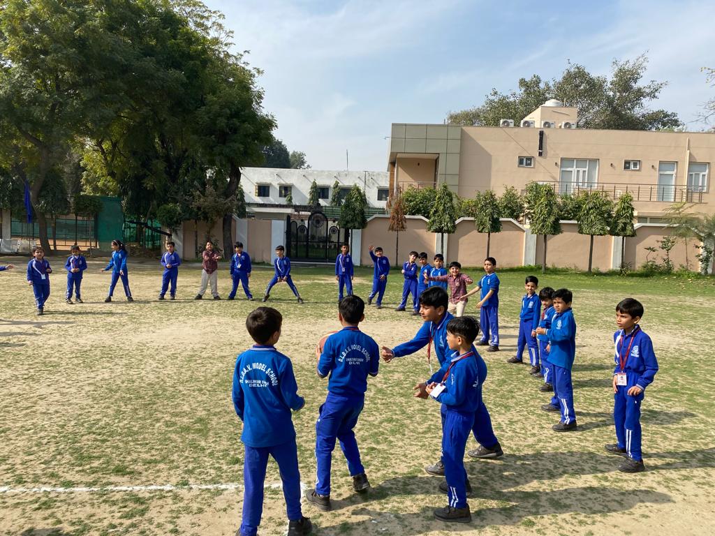Darbari Lal DAV Model School (DLDAVSB), Shalimar Bagh Photos