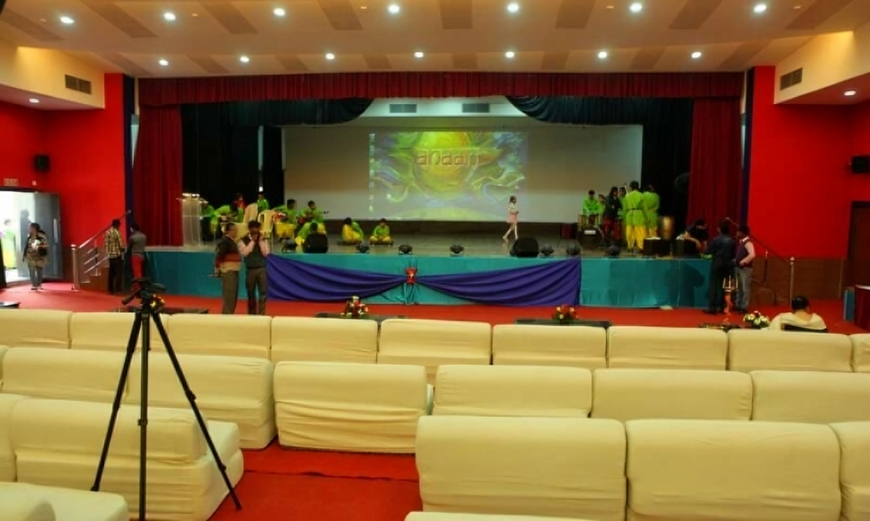 Darbari Lal D.A.V. Model School, Pitampura Photos