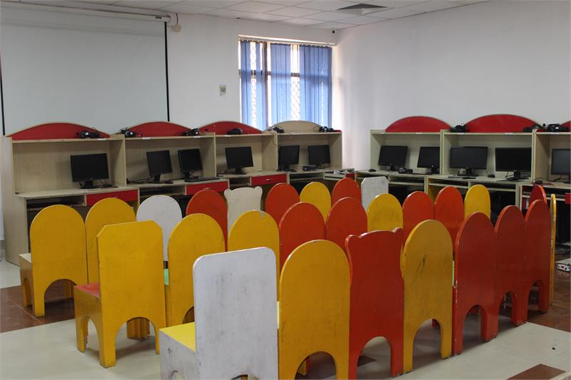 Ajanta Public School (APS), Sector 31 Photos