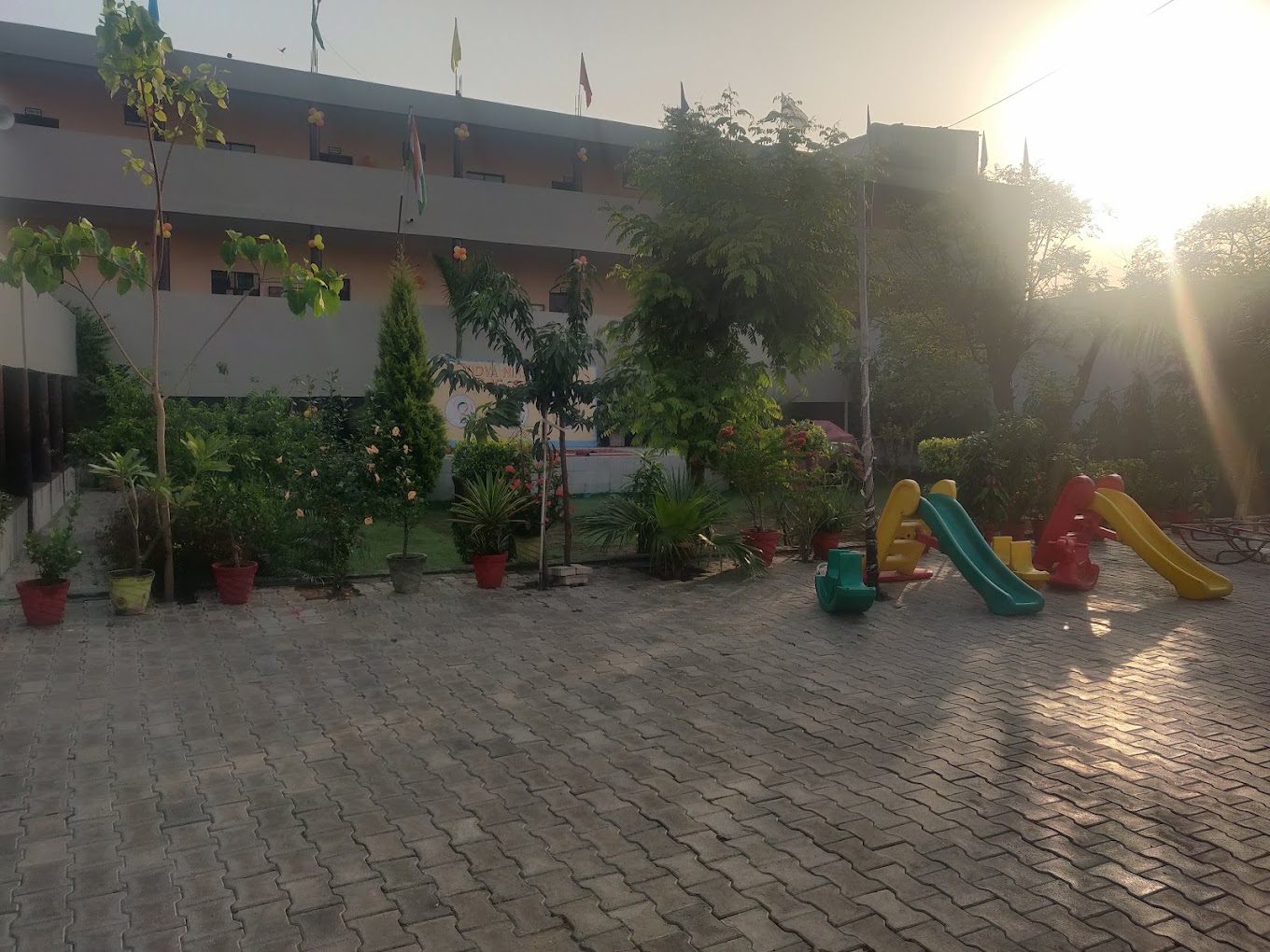 Vidya Niketan Public School (VNPS), Sector 9 Photos