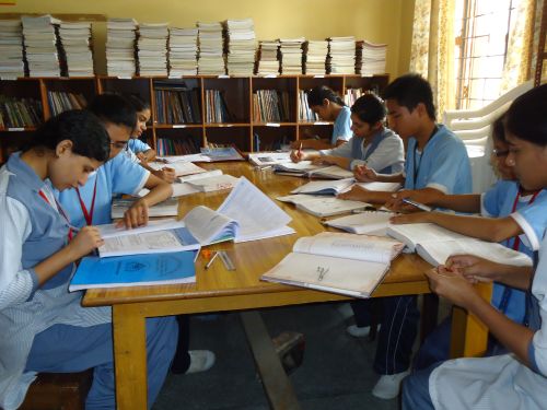 Adarsh Public School (APS), Sector 52 Photos