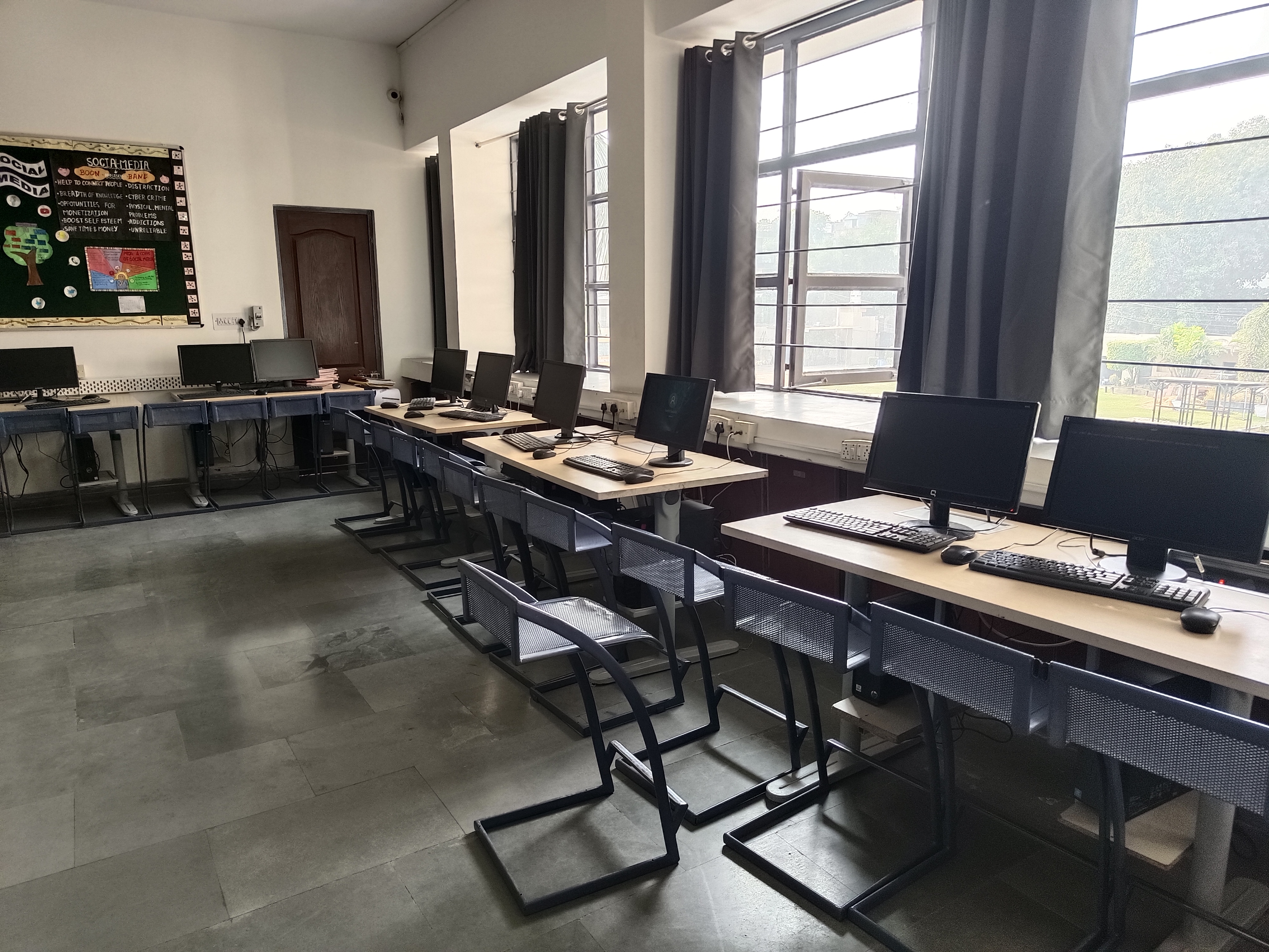 Shadley Public School (SPS), Rajouri Garden Photos