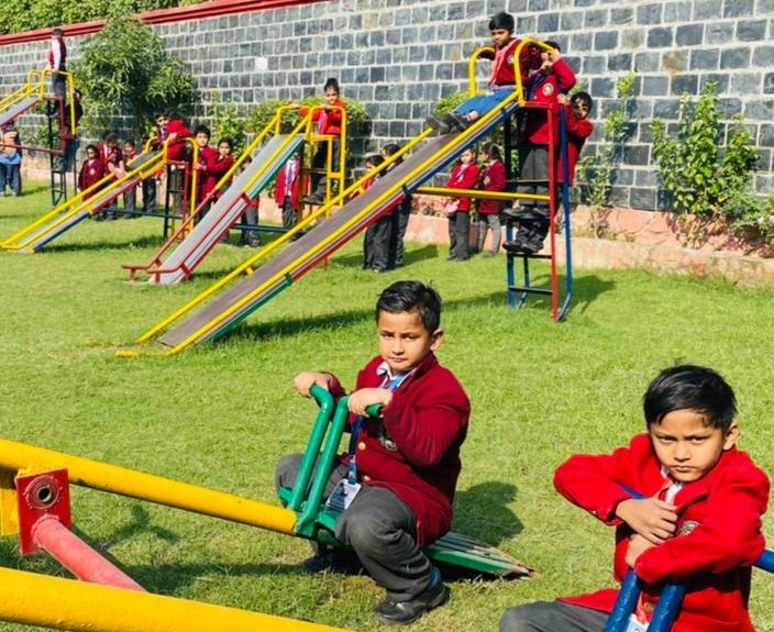 Vishal International School (VIS), Tech Zone VII Photos