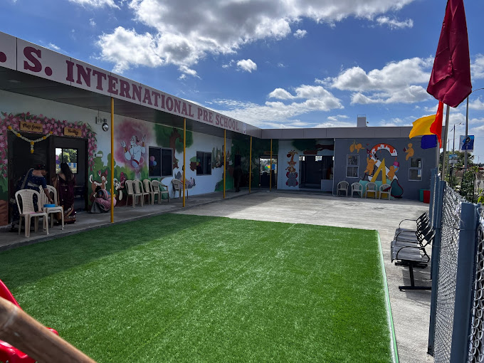SS International School (SSIS), Charholi Budruk Photos