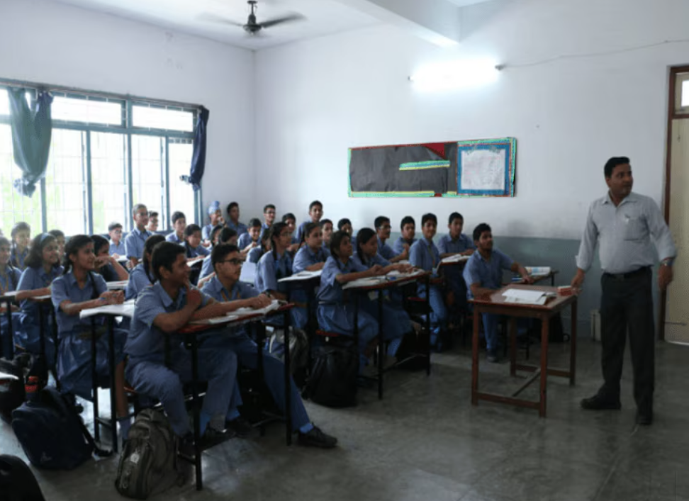 Lucknow Public School, LDA Colony Photos
