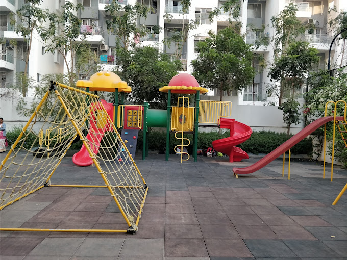 Wisdom World School (WWS), Amanora,Hadapsar Photos