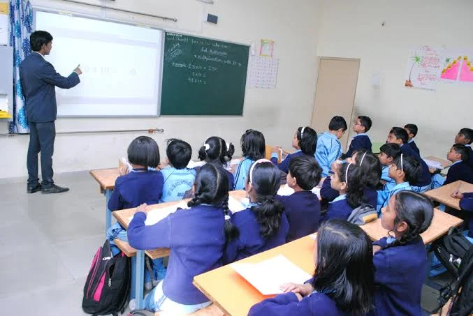 Phoenix International School, Naseeb Nagar Photos
