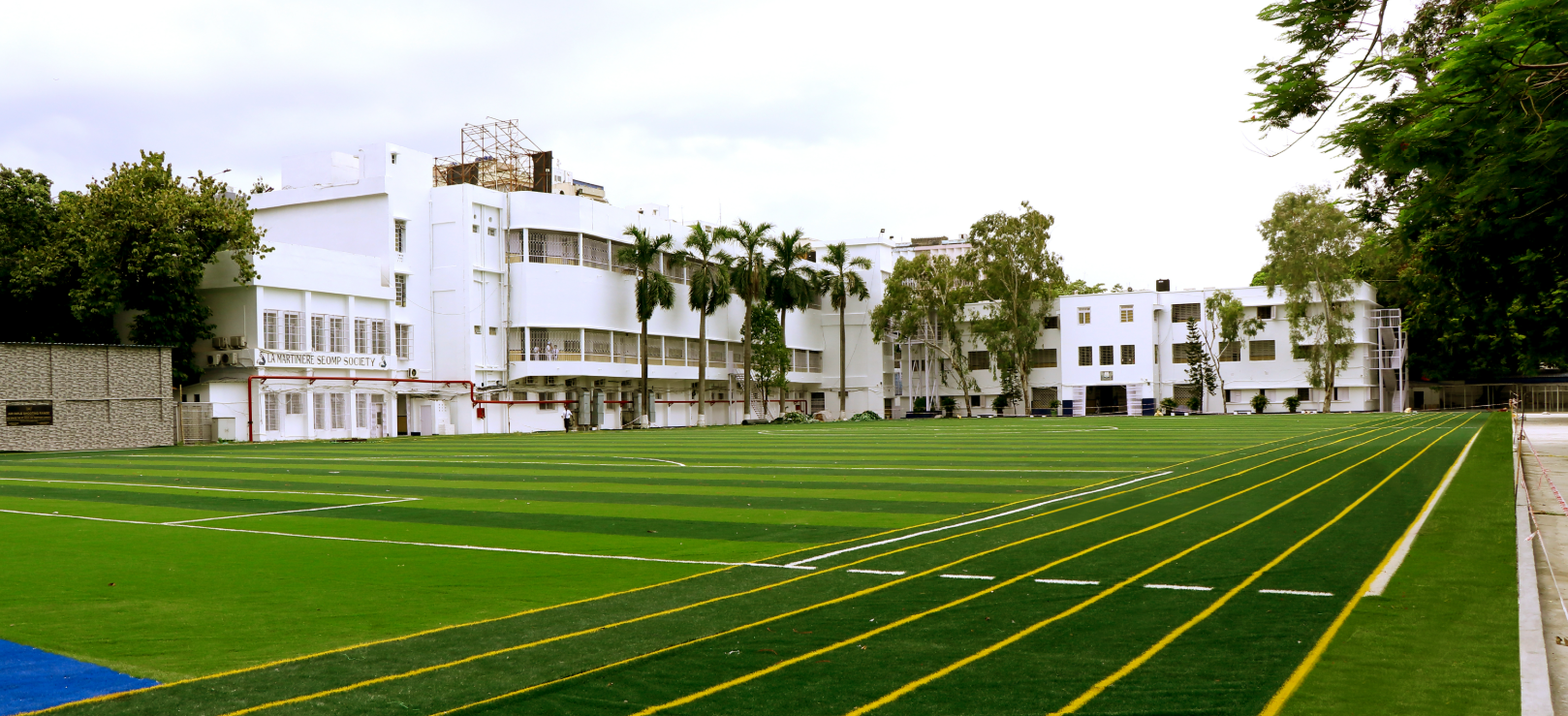La Martiniere For Boys (LMFB), Kolkata Photos