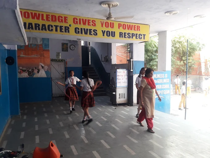 Broadways Public School, Bindapur Photos