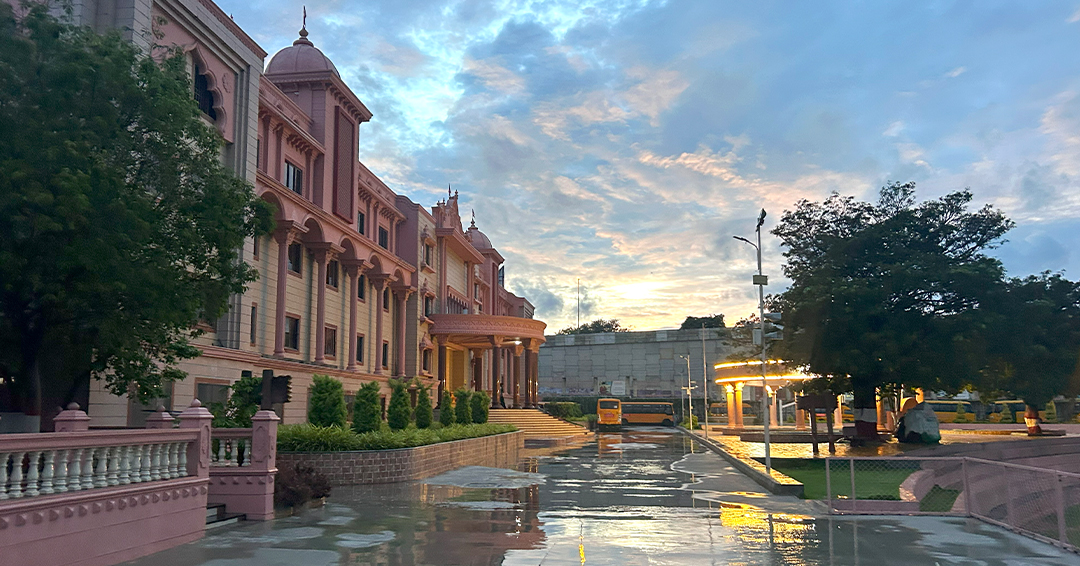 Shree Swaminarayan Gurukul International School (SGIS), Bangalore Photos