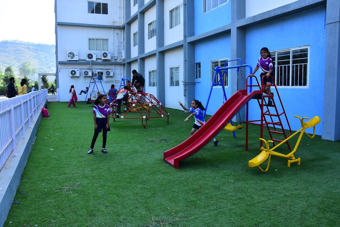 Global Indian International School, Balewadi (GIIS), Mahalunge Photos