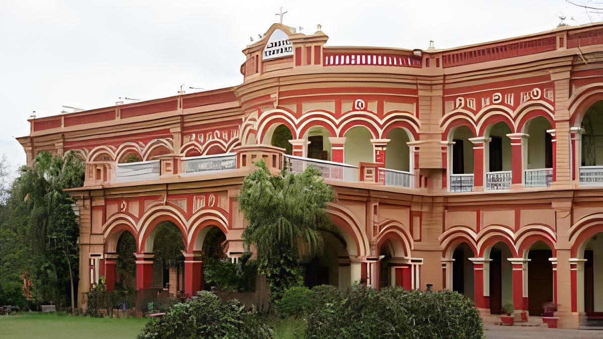 Loreto Convent Intermediate College, Gulistan Colony, Lucknow