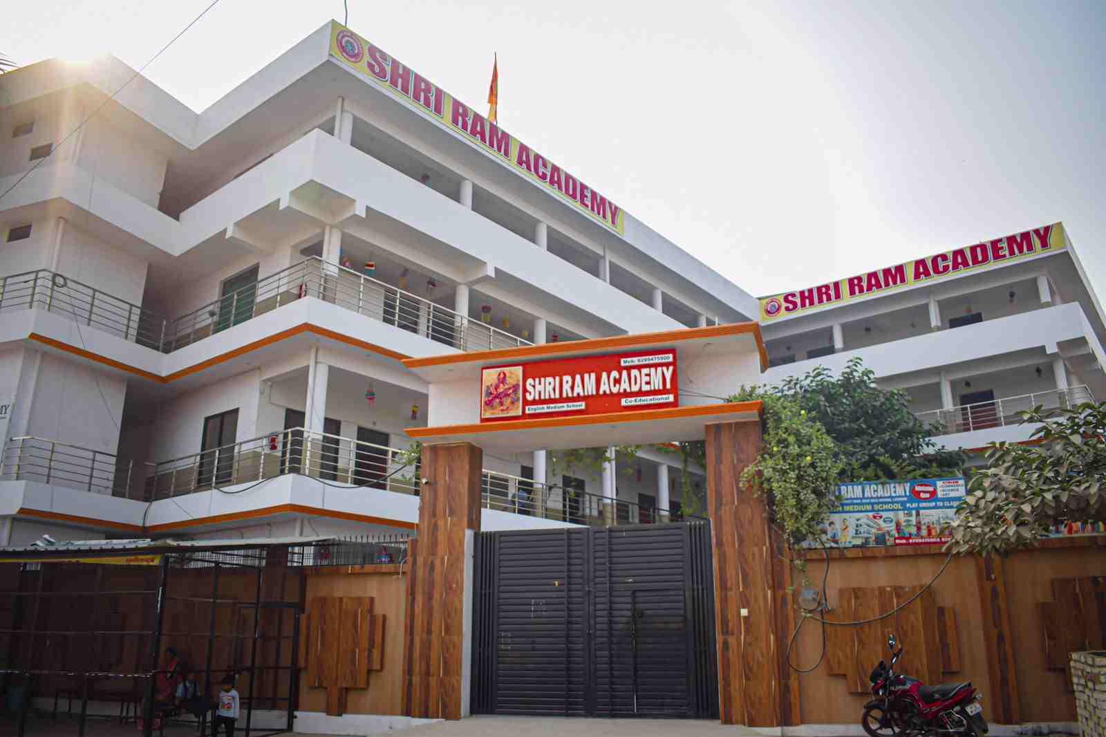 Shri Ram Academy, Preeti Nagar, Lucknow