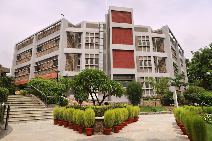 American Embassy School (AES), Chanakya Puri, Delhi
