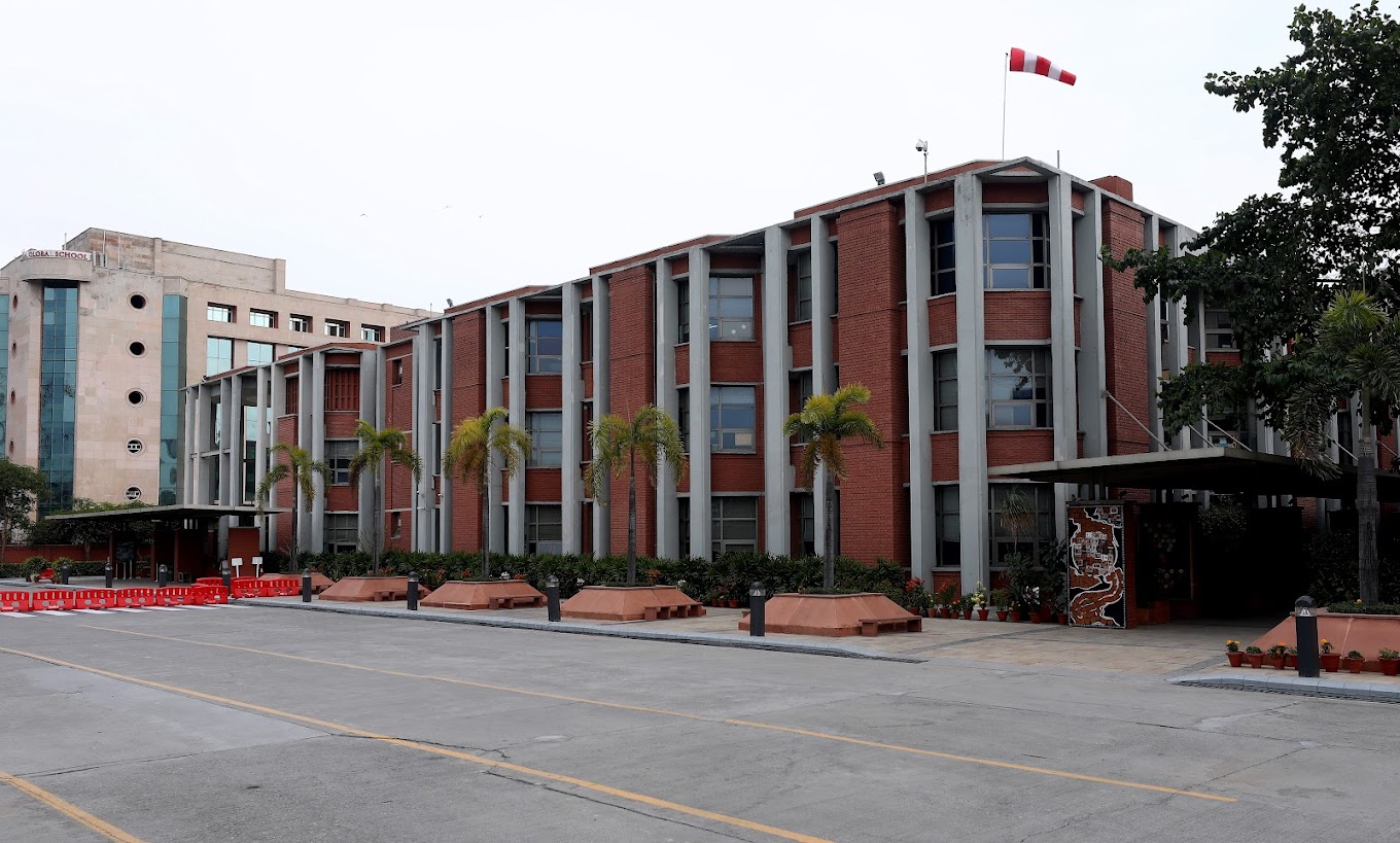 Step By Step School (SBSS), Noida Fees Structure