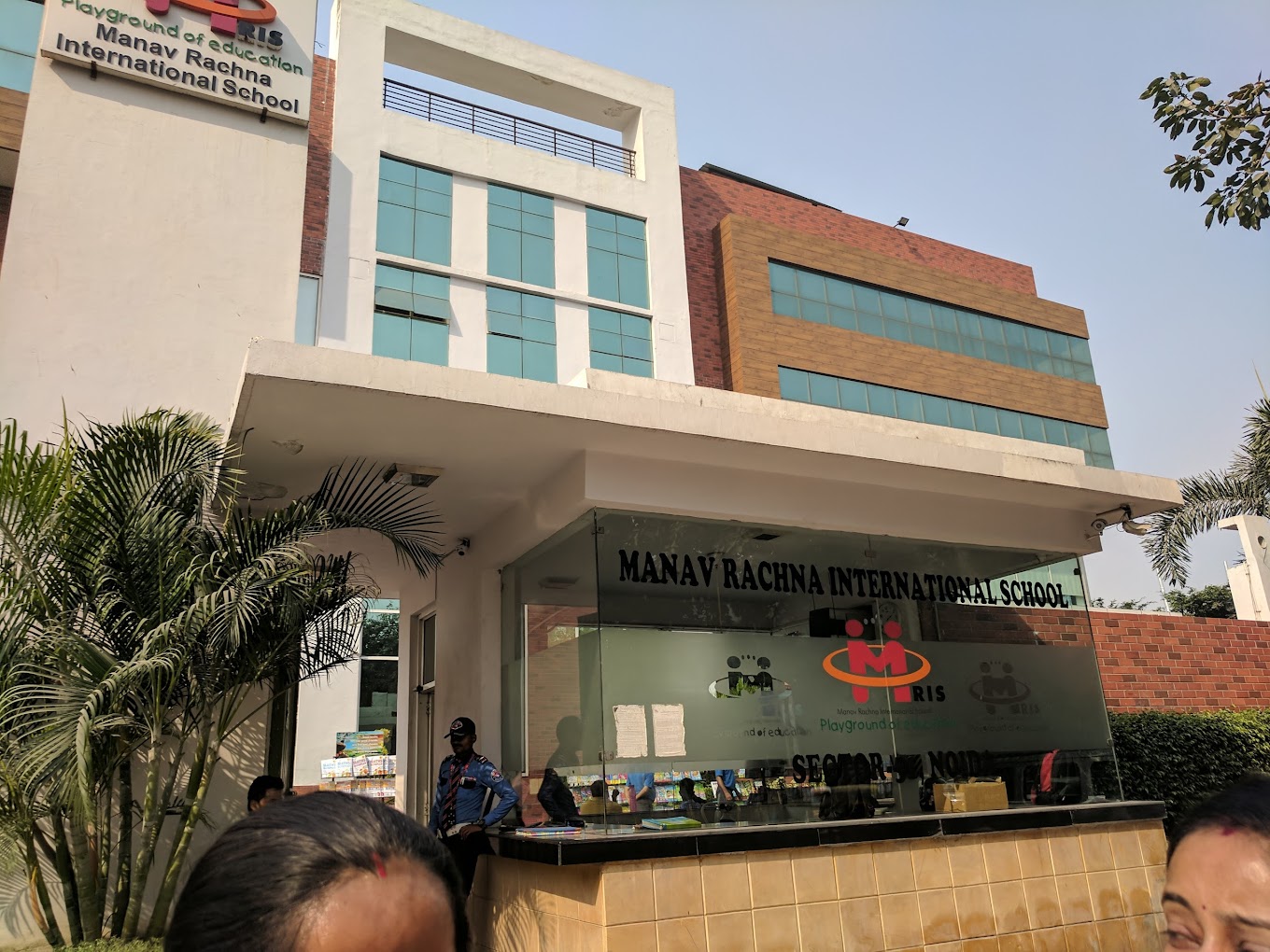 Manav Rachna International School, Noida Fees Structure