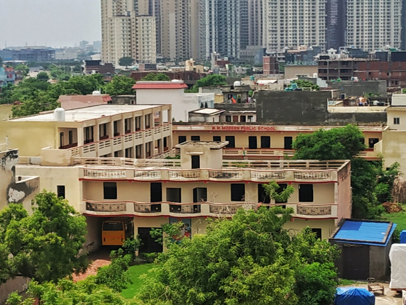 B.R. Modern Public School Sector 115, Noida