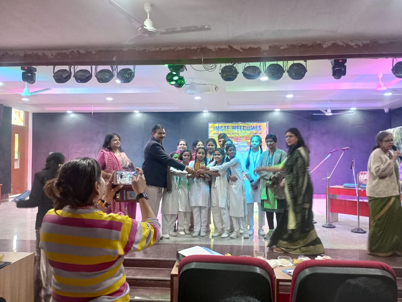 Vishva Bharti Public School (VBPS), Sector 6 Photos