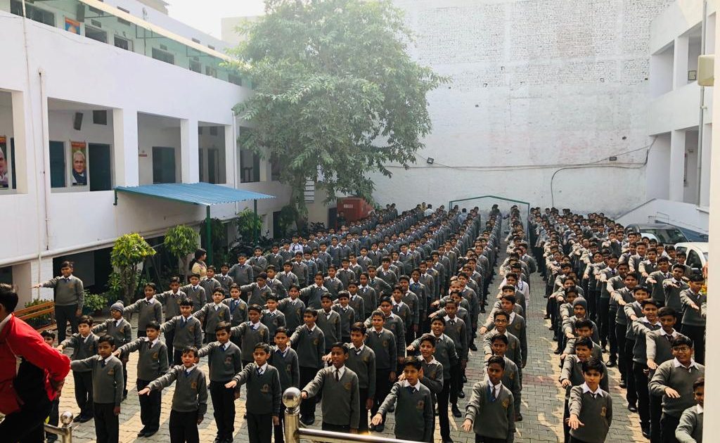 Gyan Sarover Bal Vidyalaya, North Ghonda Photos