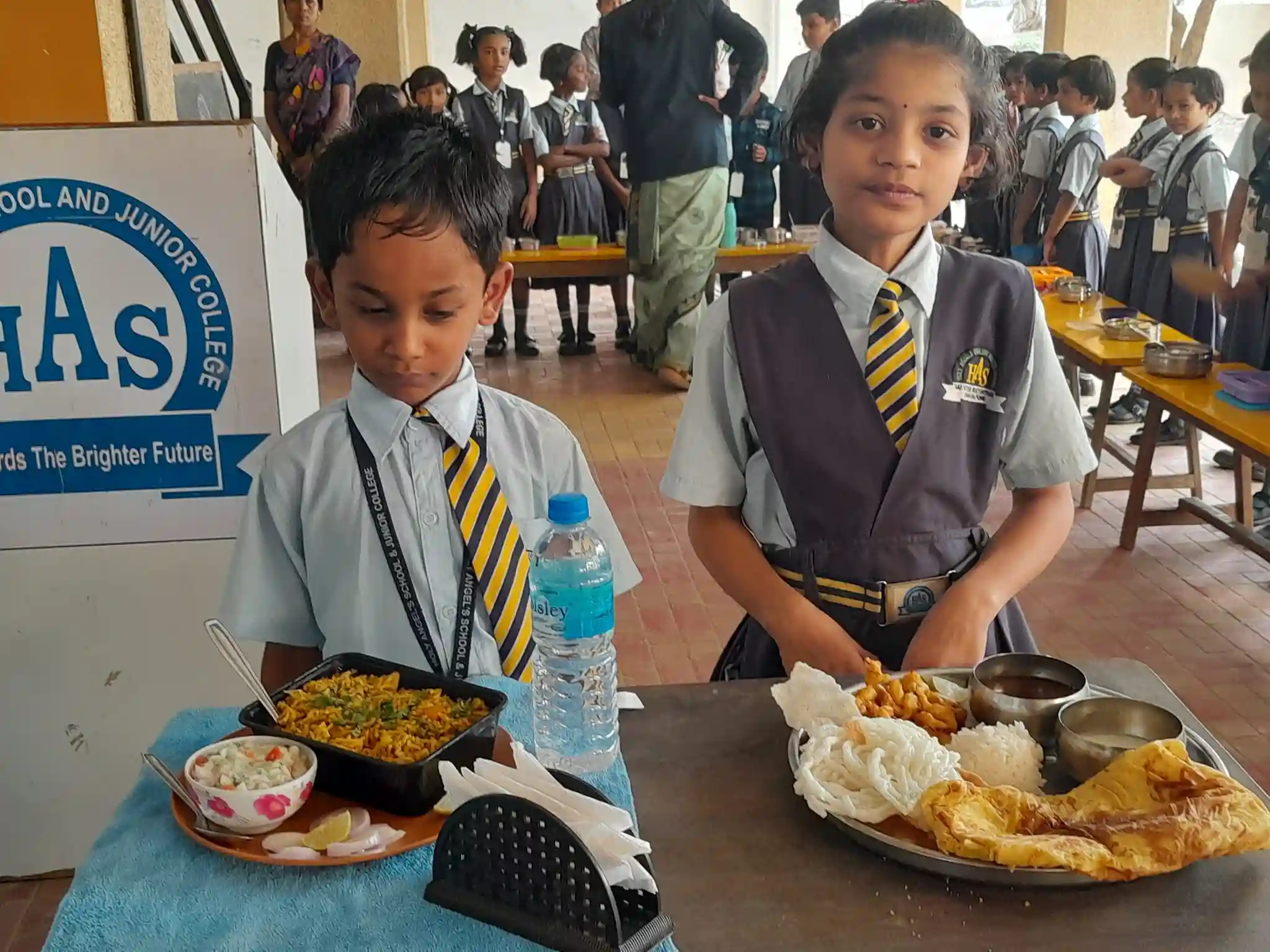 Holy Angels School And Junior College, Chakan Photos