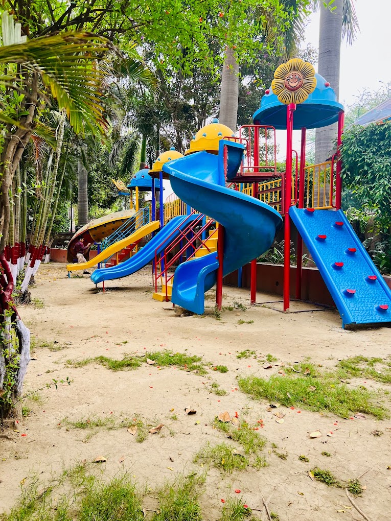 DAV Public School (DAV), Sector 7,Rohini Photos