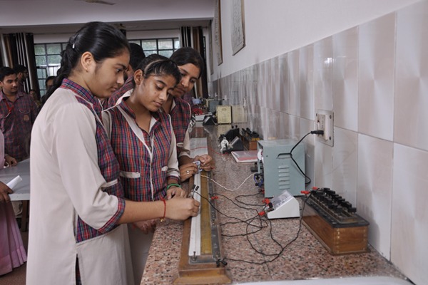 DAV Public School (DAV), Sector 7,Rohini Photos