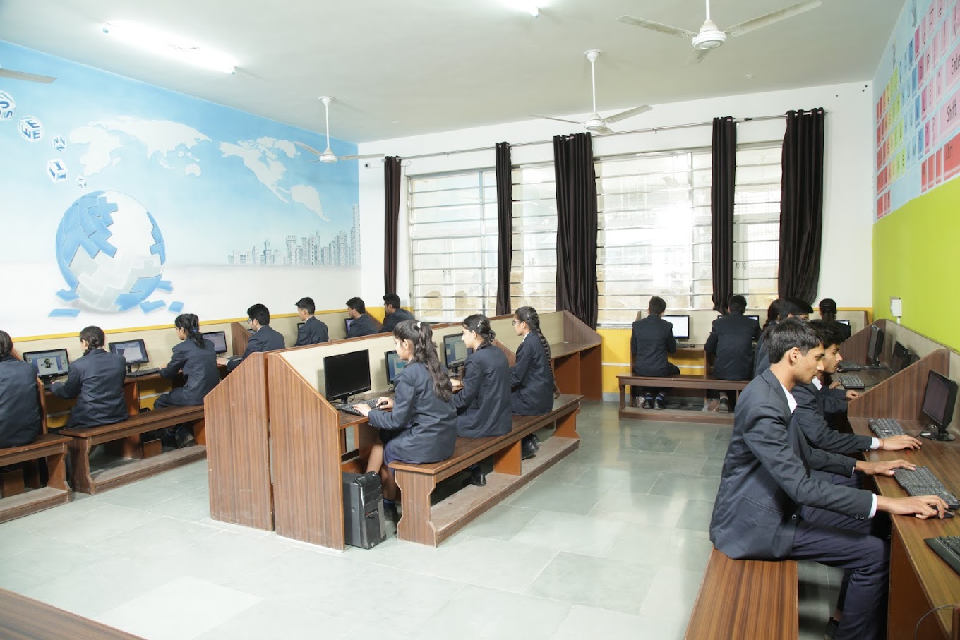 SURAJ School (SSS), Sector 56 Photos